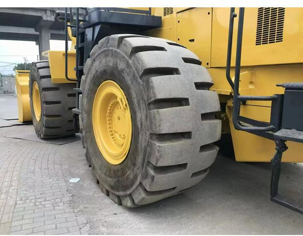 Komatsu WA600-8 for sale, Wheel loader, 470000 EUR - 5295249