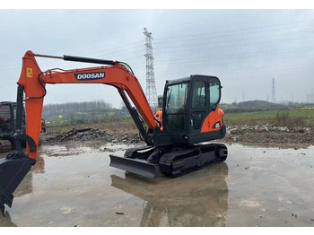 Doosan DX 60 R for sale, Mini excavator, 11515 EUR - 8864854