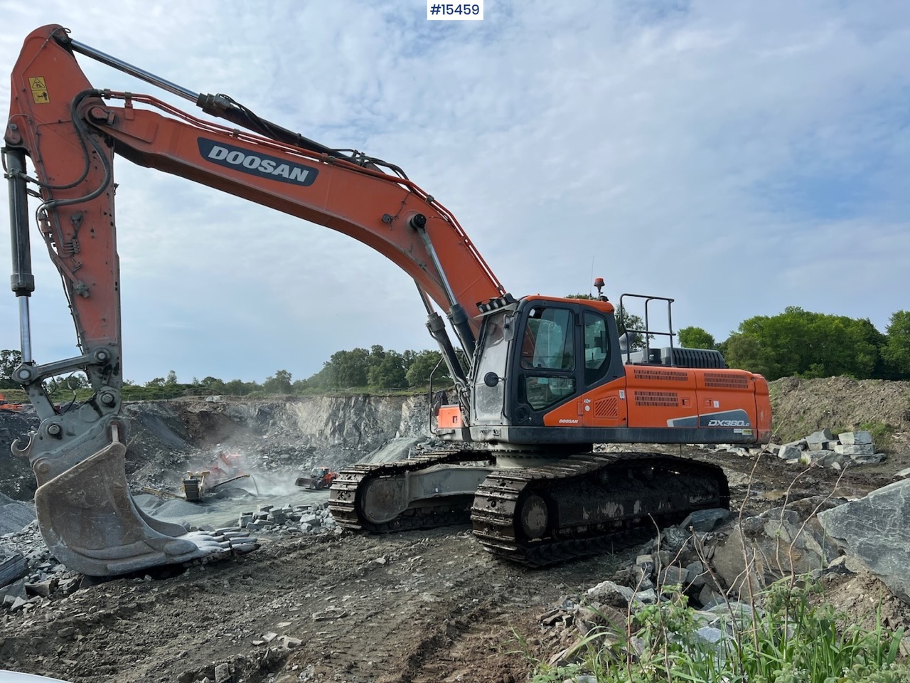Doosan DX380 LC-5 for sale, excavator, 140900 EUR - 7431053