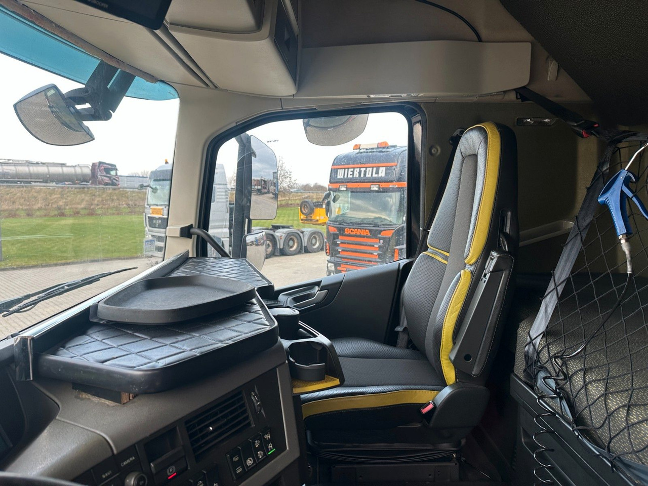 Volvo FH16 750 8x4 250 to. for sale, Tractor unit - 10734021