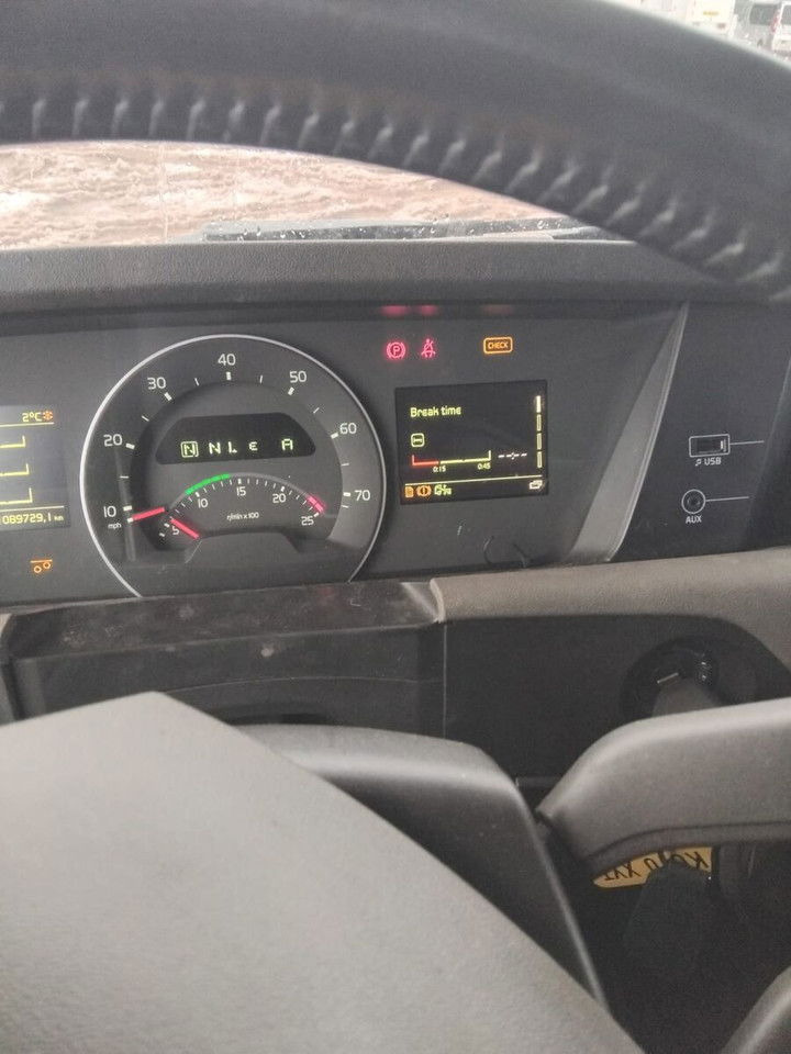 Volvo FH 460 LNG for sale, Tractor unit, 24500 EUR - 10699679